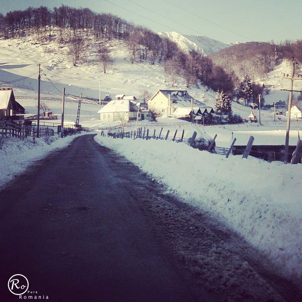 Rucar Bran Passage | Pure Romania