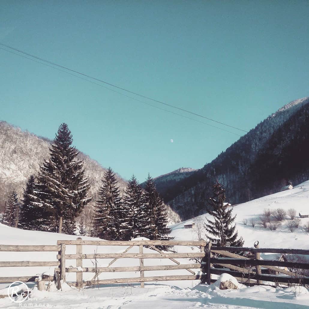 Rucar Bran Passage | Pure Romania